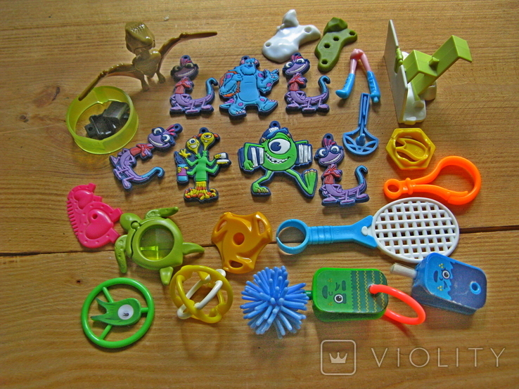 Kinder Sorpresa Disney Pixar