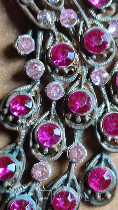 Brooch with stones ,,Firebird,,(pin nuance) - «VIOLITY»