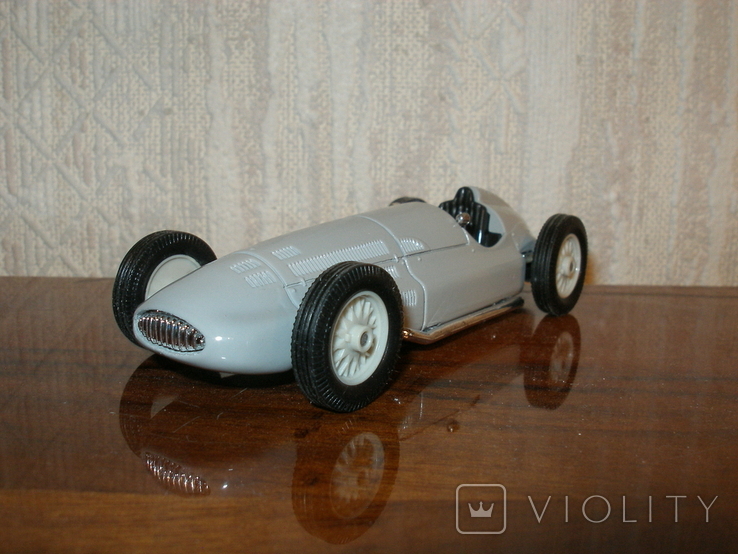 Модель Mercedes Benz W154 (Corgi mobil performance car collection) – на ...