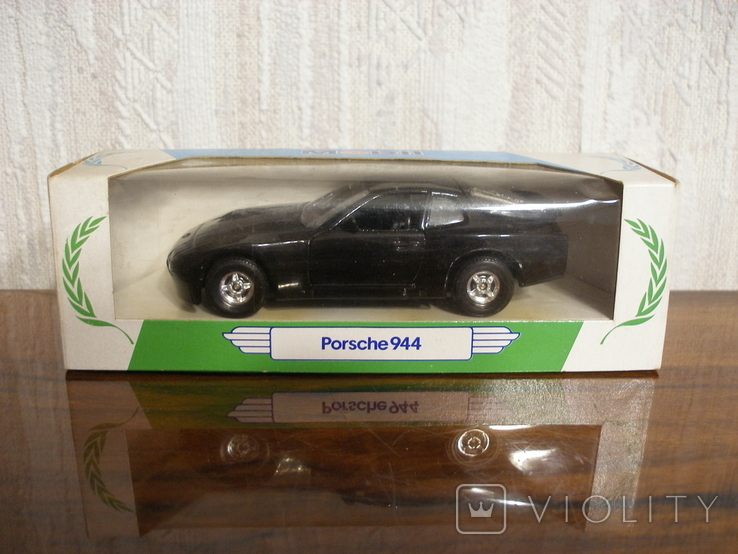 Модель Porsche 944 (Corgi mobil performance car collection) – на сайте ...