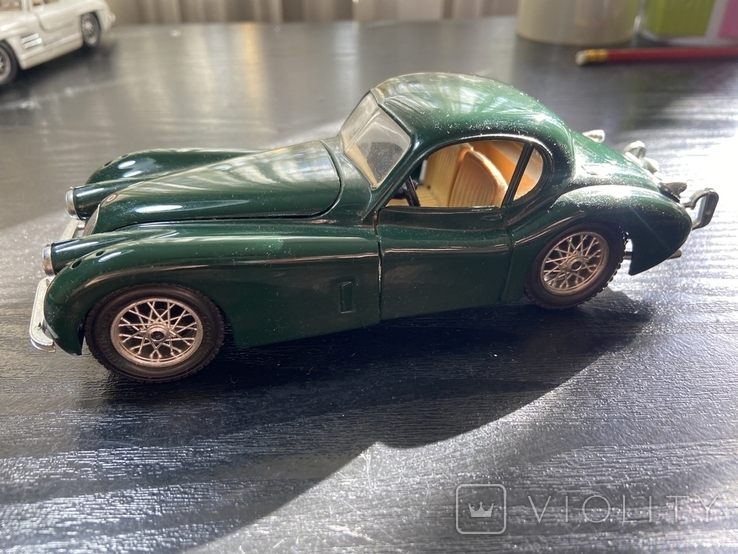 Bburago Jaguar XK 120 1948 scale 1/24 green car model made in Italy ...