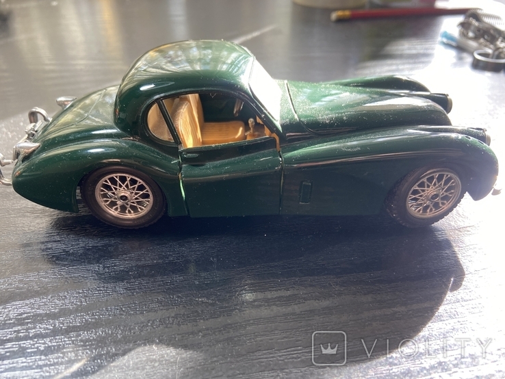 Bburago Jaguar XK 120 1948 scale 1/24 green car model made in Italy ...