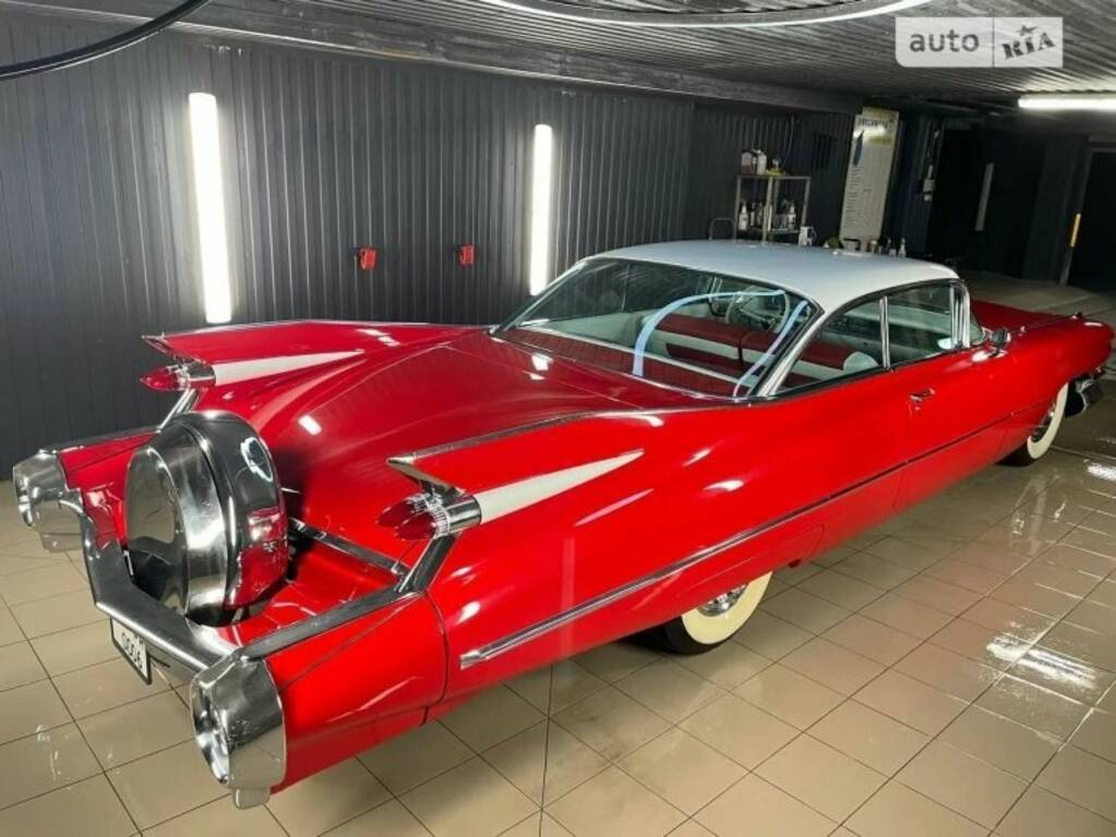 Культова модель Cadillac DeVille 1959 року продається в Україні ...